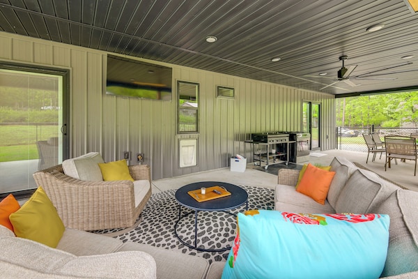 Modern-style Home W/ Patio, Near Greers Ferry Lake - Woolly Hollow State Park, Greenbrier