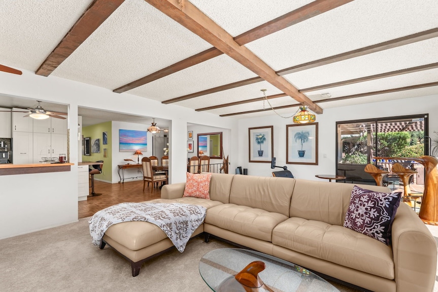 The Alma Ranch Retreat With Hillside Views - Mira Mesa - San Diego