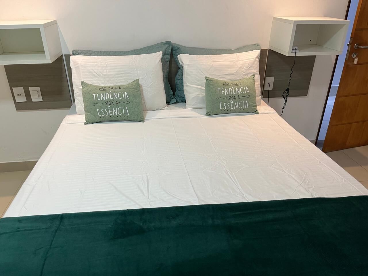 Cobertura superior, varanda coberta, vista para o mar