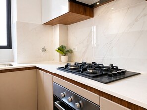 Apartamento conforto, 2 quartos, cozinha | Cozinha privada