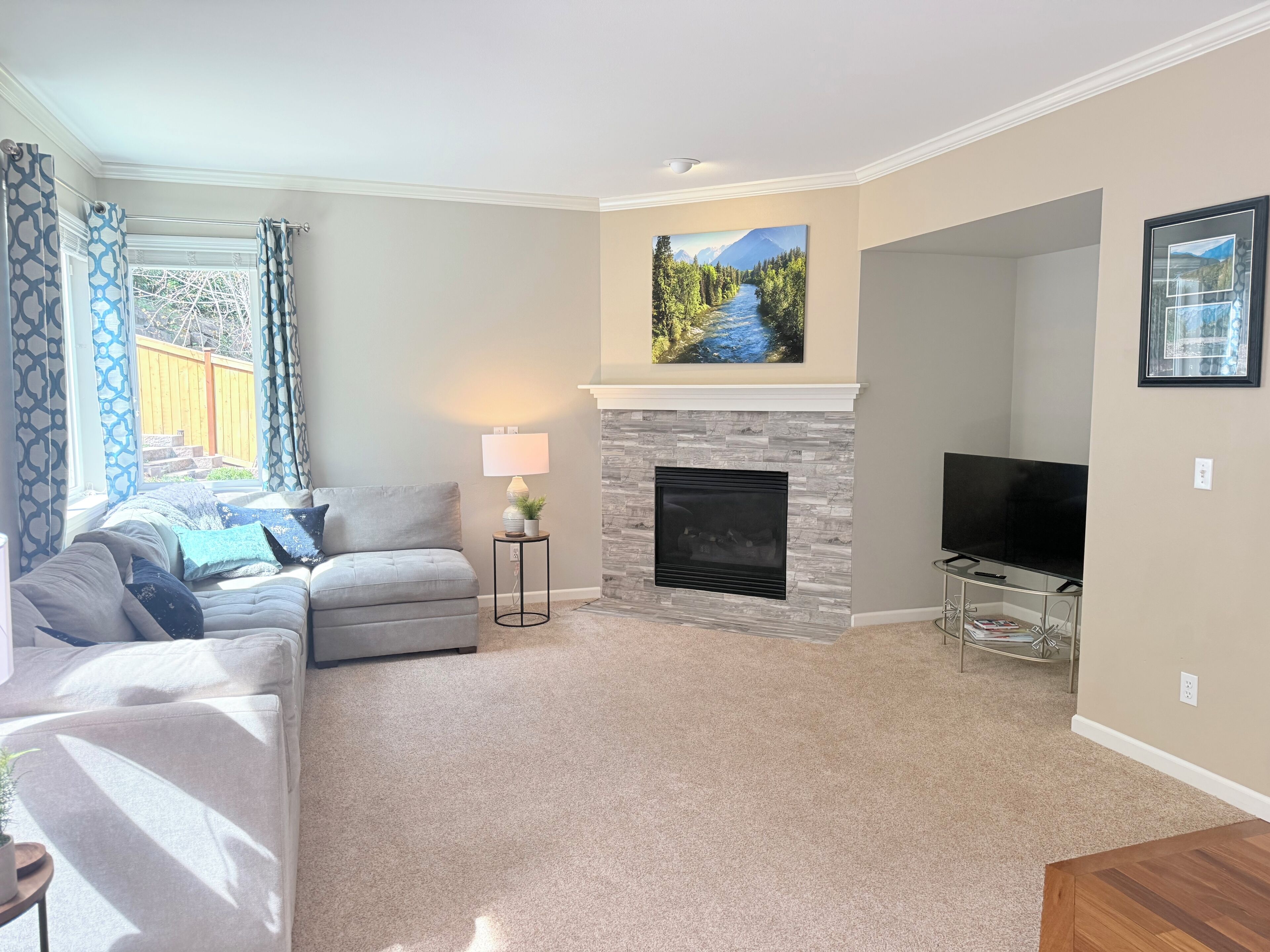 Spacious 5-bedroom Retreat In Marvelous North Bend - North Bend, WA