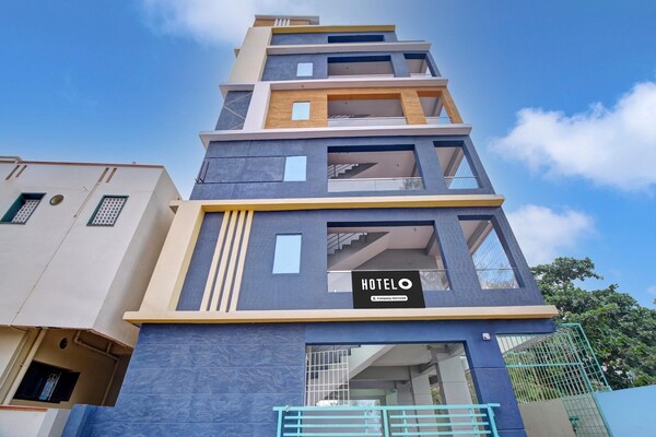 Deluxe Rsl Guest House - Guntur