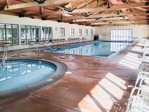Elegant Fairway Frontage Retreat-Eagle Crest Resort 3BD 2.5BA Centrally ...