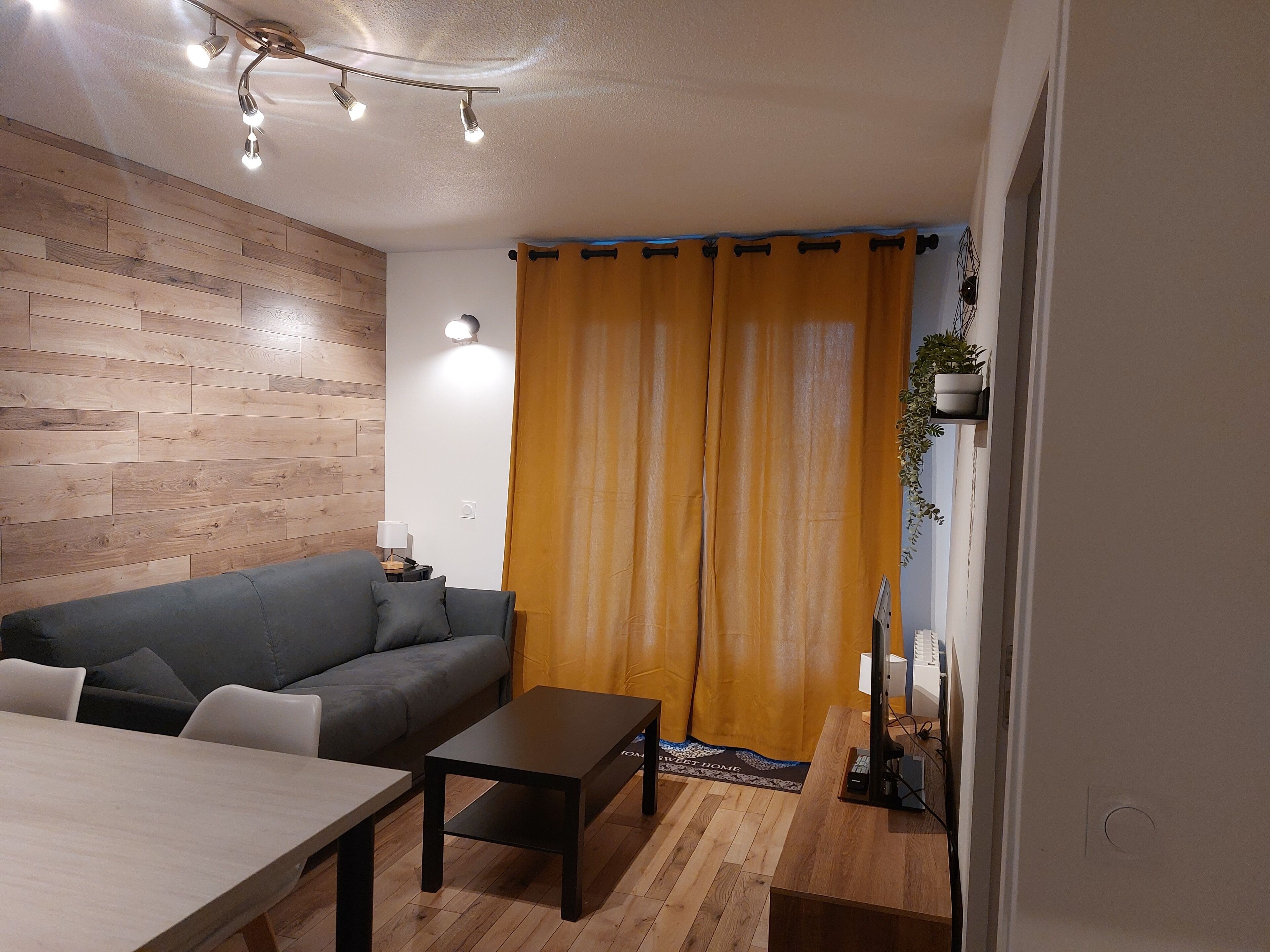 Appartement 4/5 Personnes 36 M²- Bois De La Reine - Lac de Montcineyre