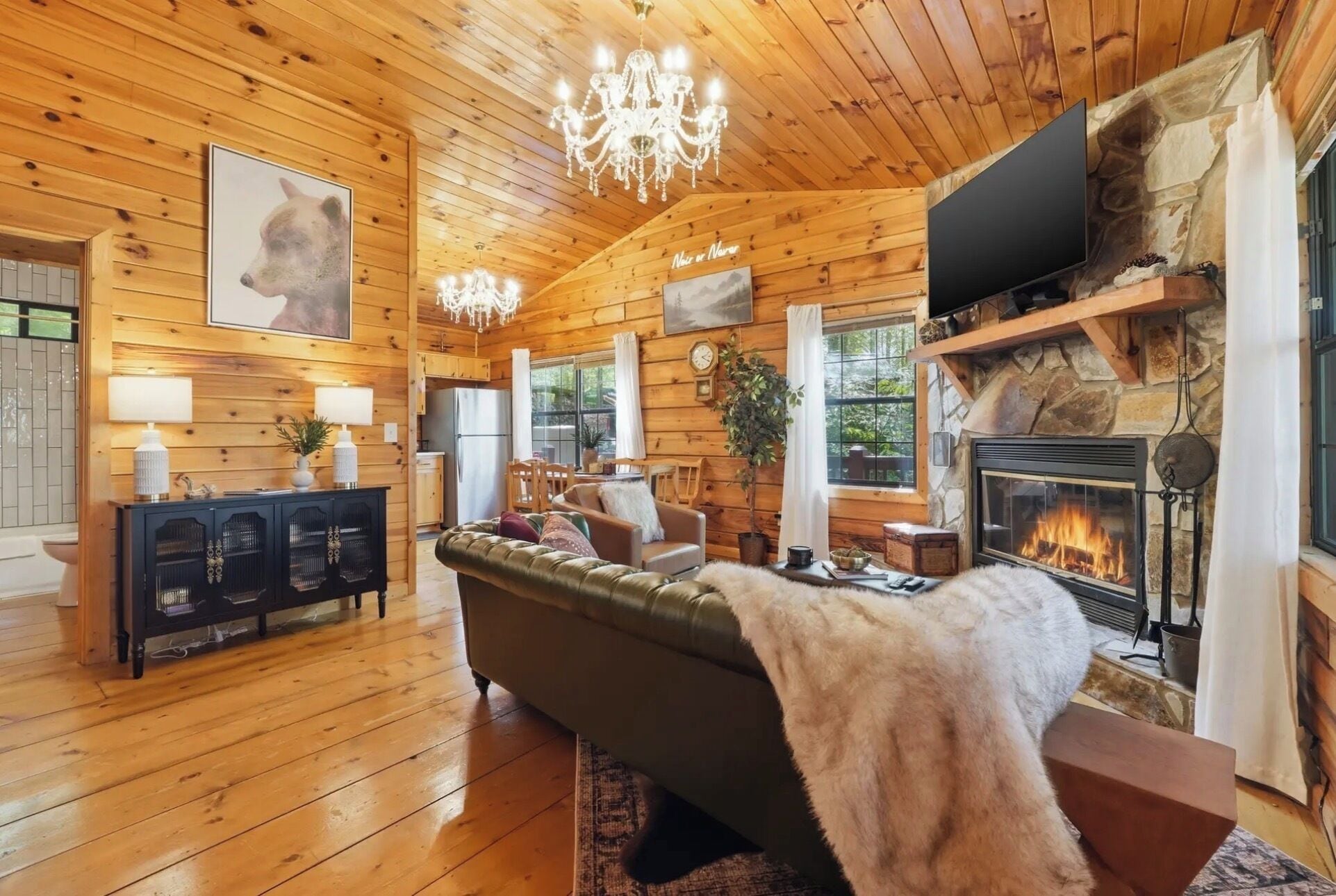 Cabin Rentals, Vacation Cabins and Cabin Getaways | Vrbo