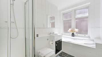 Apartamento superior, 3 quartos, cozinha, vista para a cidade | Banheiro