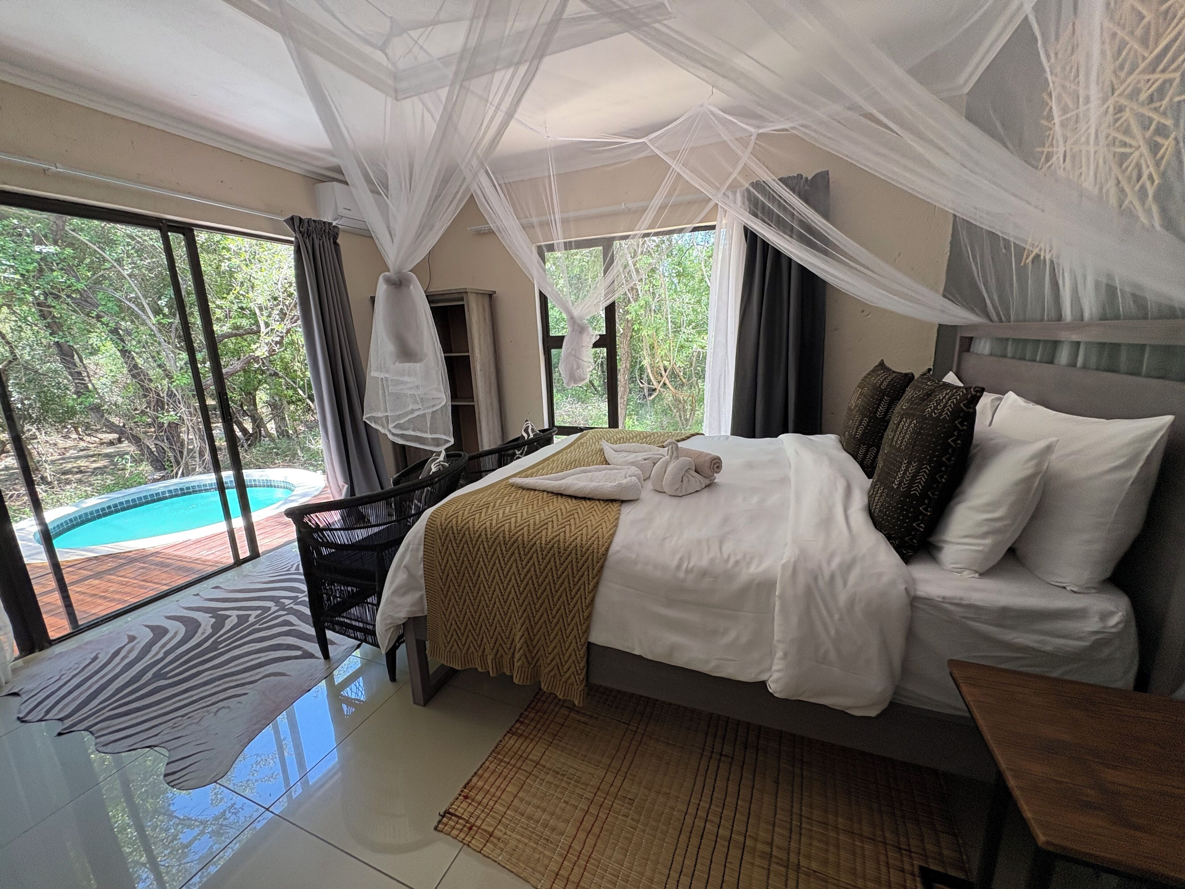 Quarto casal ou duplo superluxo, vista para o parque