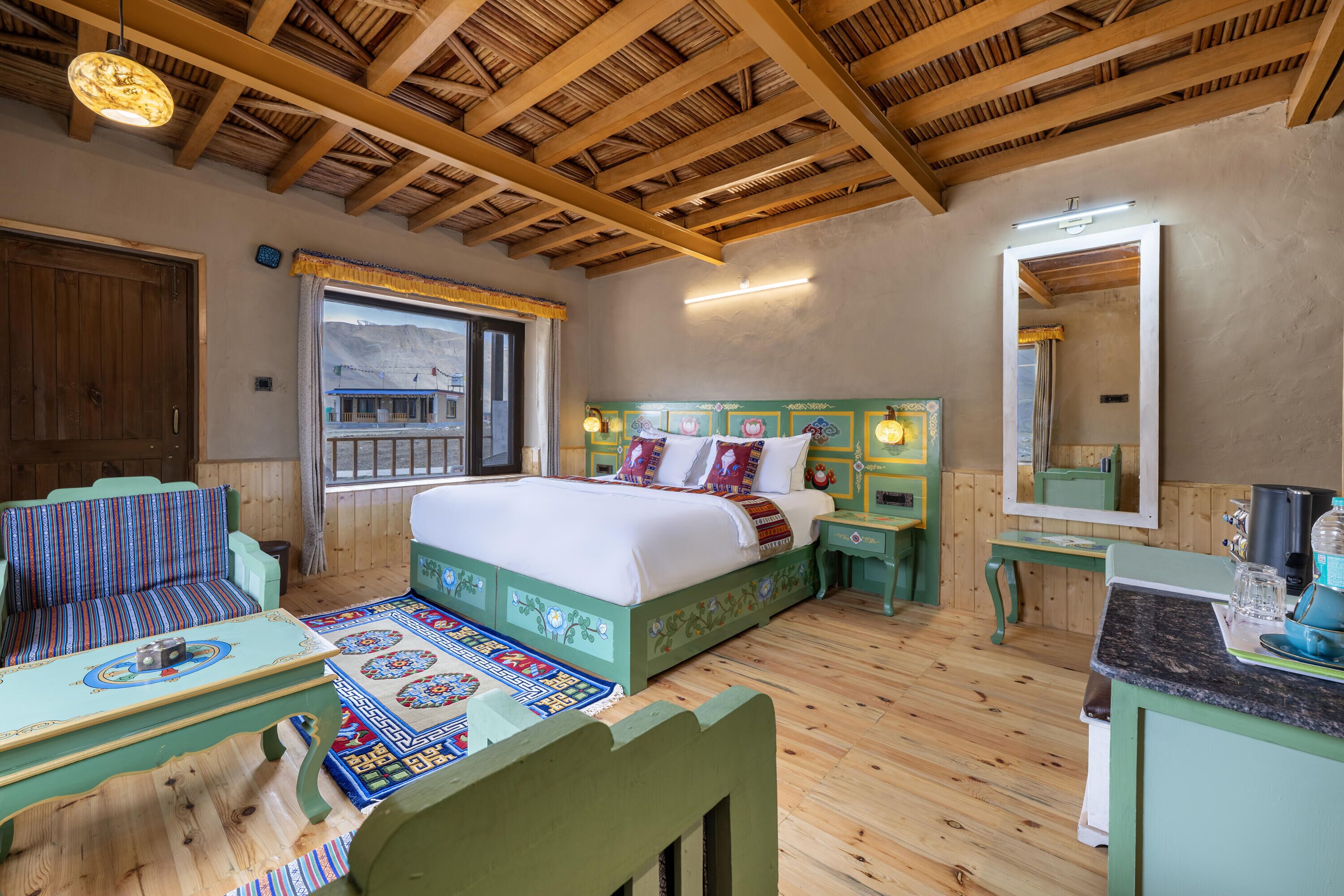 Quarto Deluxe, vista para o vale | Secretária, roupa de cama fornecida 