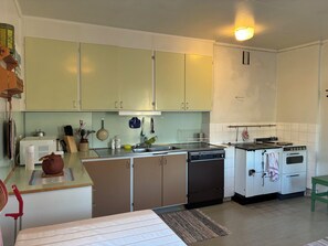 Casa família, vista para a colina | Cozinha privada
