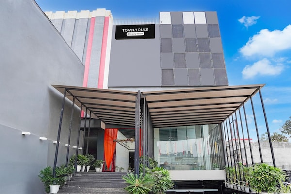 Suite Landmark Hotel - Lucknow