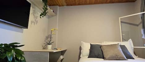 Quarto Clássico | Camas de colchão viscoelástico, Wi-fi grátis