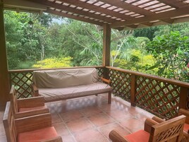 Bangalô conforto, aceita animais de estimação, vista para o jardim | Área da propriedade