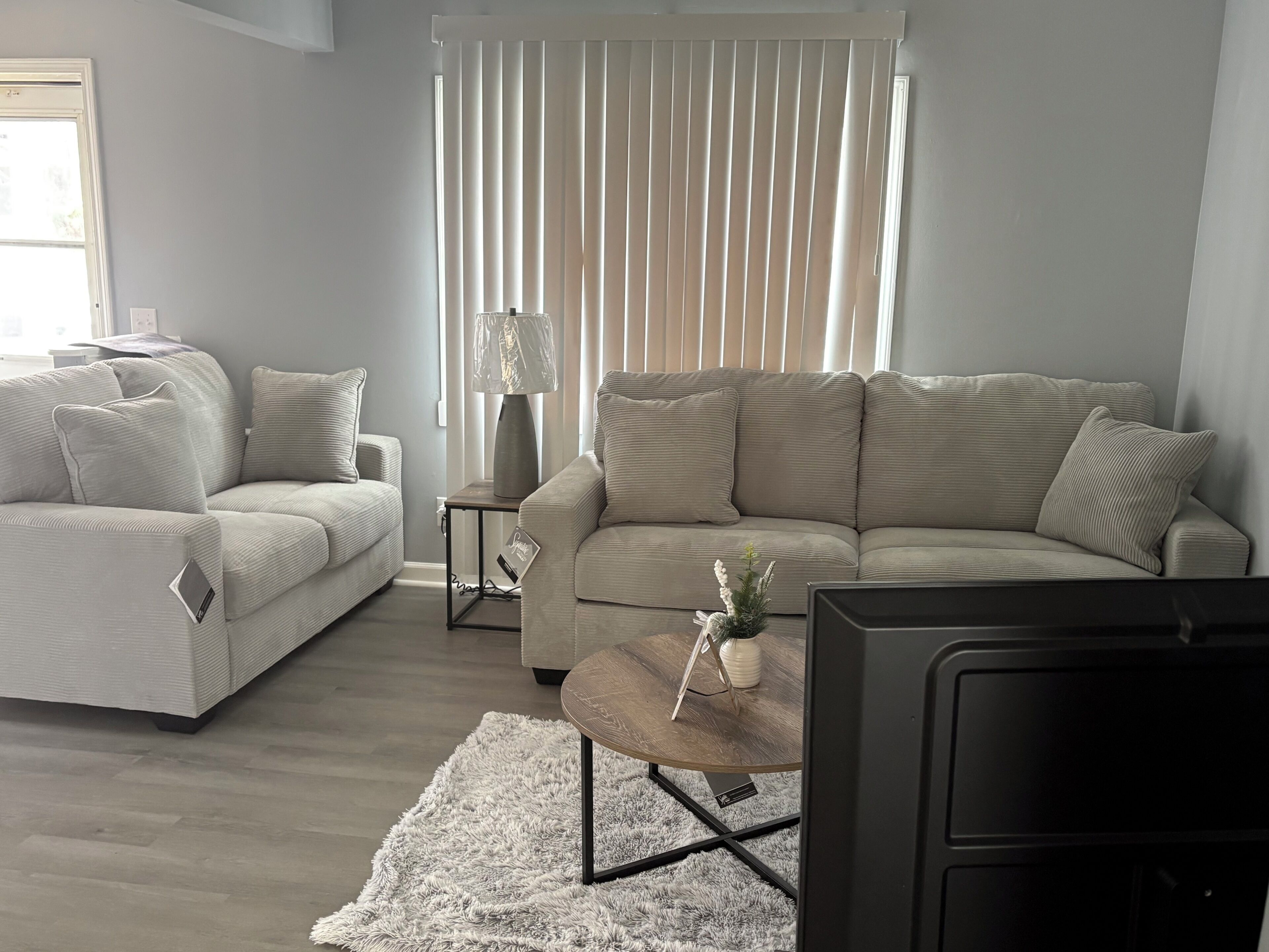 Tranquil 3-bedroom House In Syracuse Perfect For Your Getaway - Syracuse, NY
