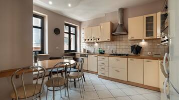 Apartamento Familiar, varanda | Cozinha privada