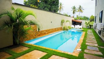 Piscina exterior
