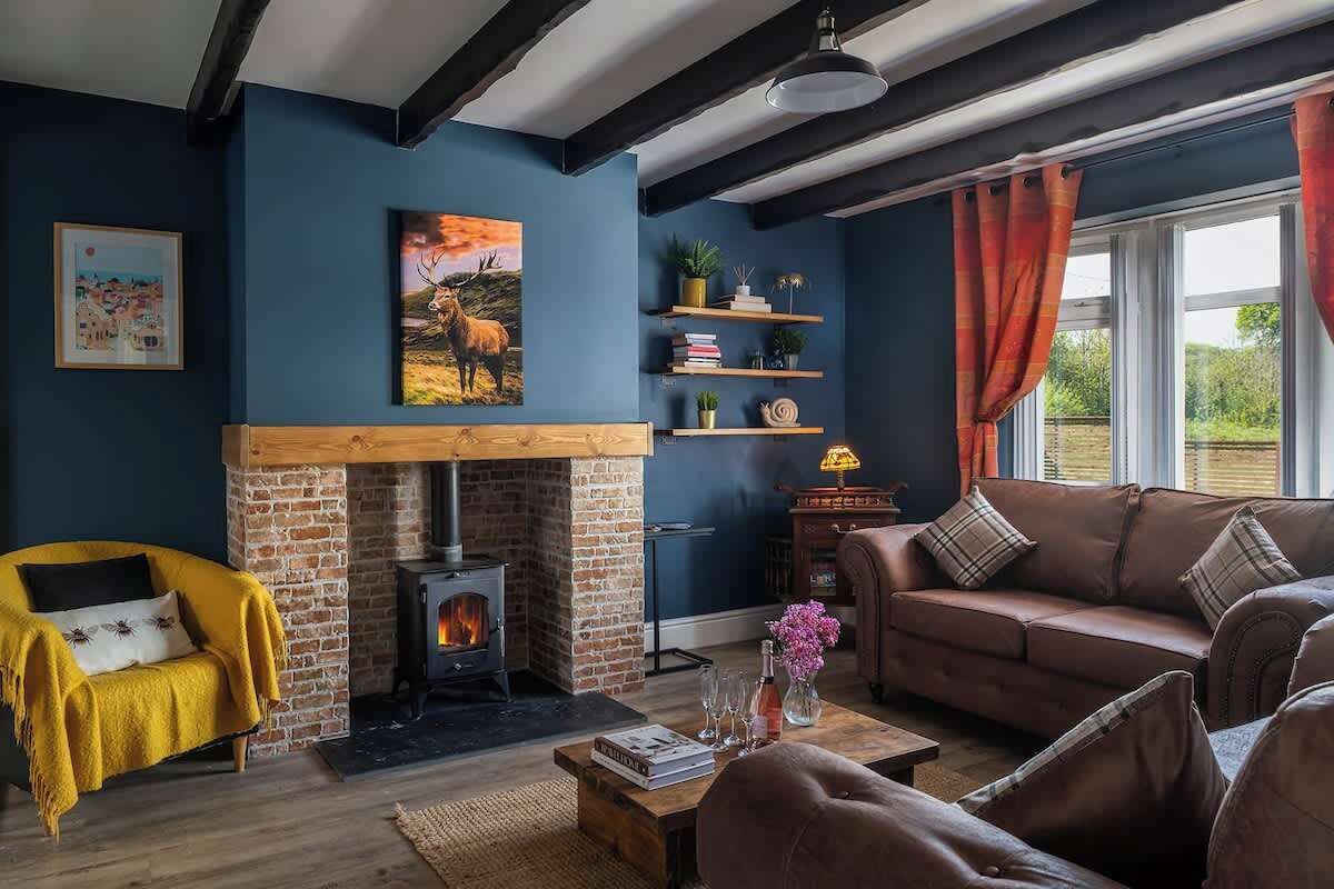Spacious Family Getaway Hot Tub, Sauna & Garden - Abergele