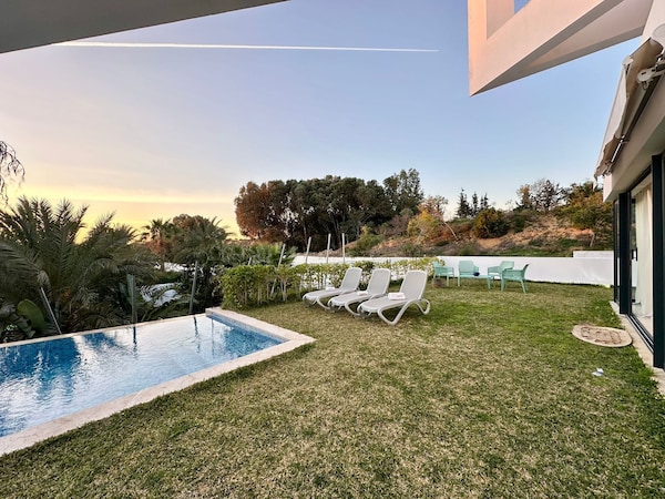 Gold Palms 4 Bedroom Villa - Marsa