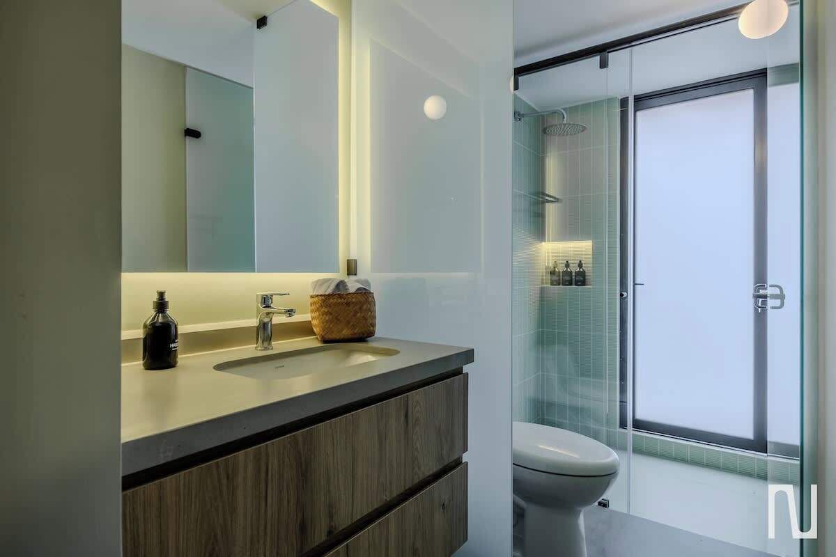 Apartamento, 2 camas de casal, varanda, vista para a cidade (Gardens A304) | Banheiro