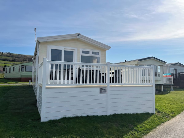 26 Ocean View - North Wales