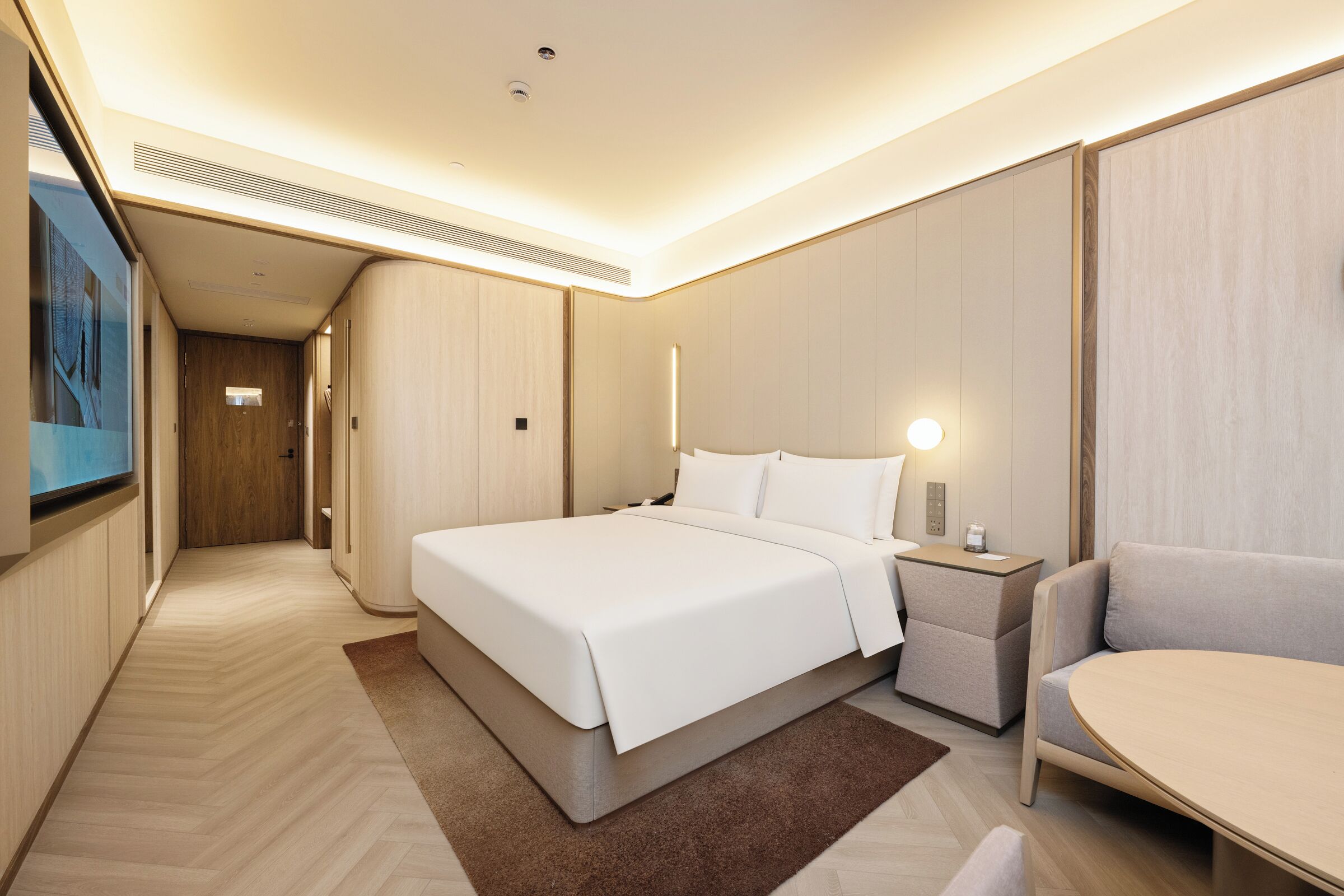 Quarto Duplo Básico | Edredões de penas, camas de colchão viscoelástico, minibar grátis 