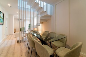Apartamento Ourense, 3 habitaciones, 2 baños + aseo | Restaurantes