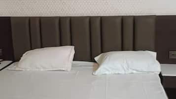Quarto luxo | Camas extras/dobráveis (sobretaxa), Wi-Fi de cortesia, roupa de cama