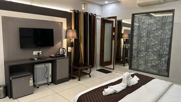 Quarto Royal | Secretária, secretária adequada para computadores portáteis