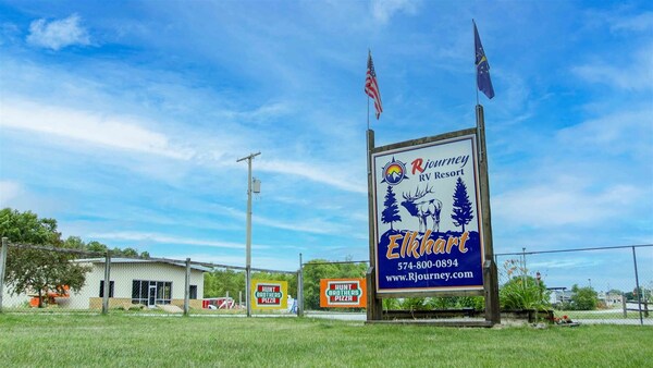 Elkhart Rv Resort - University of Notre Dame, Notre Dame