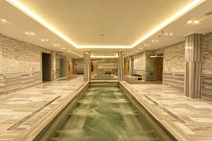 Sauna, banho turco, massagens na praia, massagens