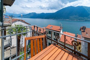 Apartamento, 1 quarto, sacada, vista para o lago | Sacada