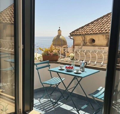 De Vivo Realty - The Colombo Positano