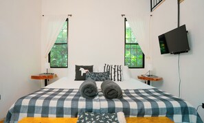One of a kind signature villa, botanic paradise | Roupas de cama premium, individualmente decorados