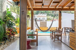 Casa Deluxe, lanai (alpendre havaiano) | Refeições ao ar livre