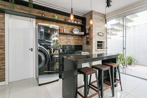 Casa Deluxe, lanai (alpendre havaiano) | Restaurantes