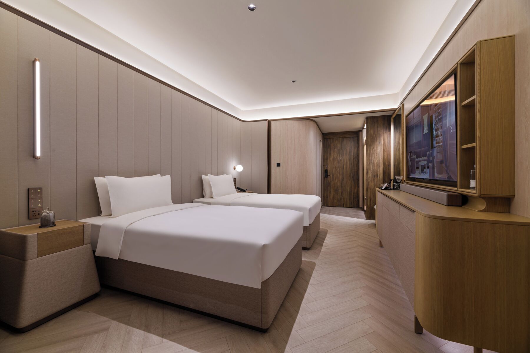 Quarto duplo superluxo | Roupas de cama premium, frigobar (abastecido com itens grátis)