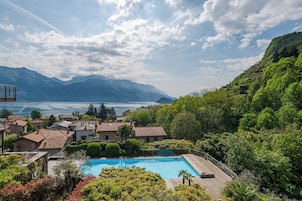 Apartamento Familiar, vários quartos, 2 casas de banho, junto à montanha (Magical Menaggio Vista) | Vista para o lago