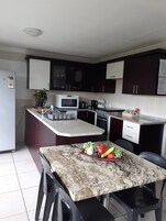 Casa, 2 quartos, sacada | Parte interna