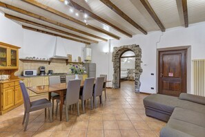 Apartamento, 1 quarto | Interior