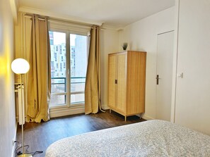 Apartamento Comfort, varanda, Vista para a cidade | Ferro/tábua de engomar, Wi-fi grátis 