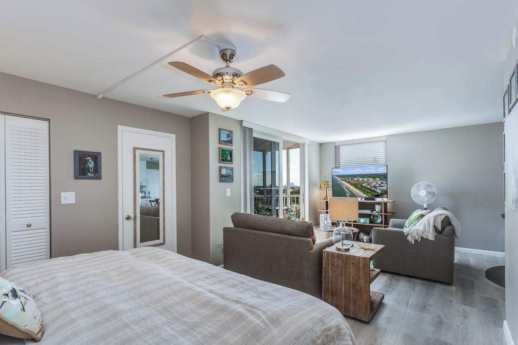 Great Location, Stunning Views, Near Beach - Great For Snowbirds - Bonita Springs, FL