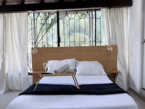 Loft panorâmico, vista para o jardim (105) | Cortinas blackout, ferros/tábuas de passar roupa, Wi-Fi de cortesia