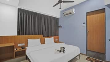 Quarto casal luxo | Wi-Fi de cortesia