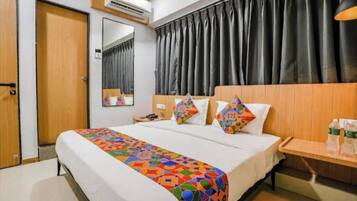 Quarto casal luxo | Wi-Fi de cortesia