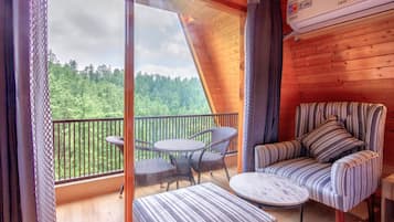 Quarto Deluxe, varanda, vista para o vale | Interior
