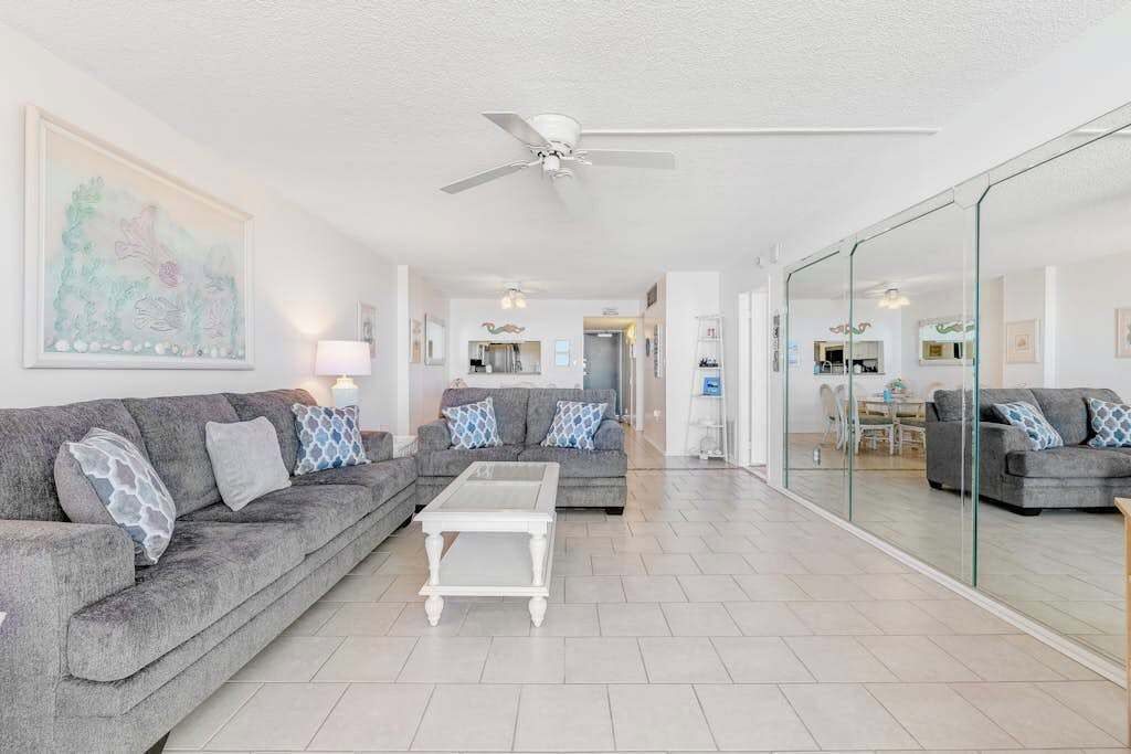 Sea Colony Ocean 8th Floor Condo W/ Pool, Free Wifi, & Basketball Court - Bethany Beach, DE