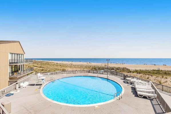 Oceanfront complex with beach access & charm - pools, tennis, fitness ...