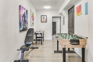Casa (Multiple Bedrooms) | Interior