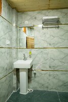 Quarto Twin | Casa de banho