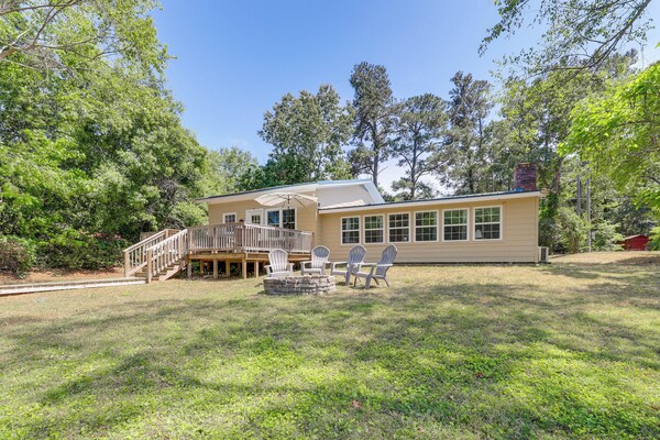 Waterfront Lake Marion Home W/ Dock: Fish & Boat! - South Carolina