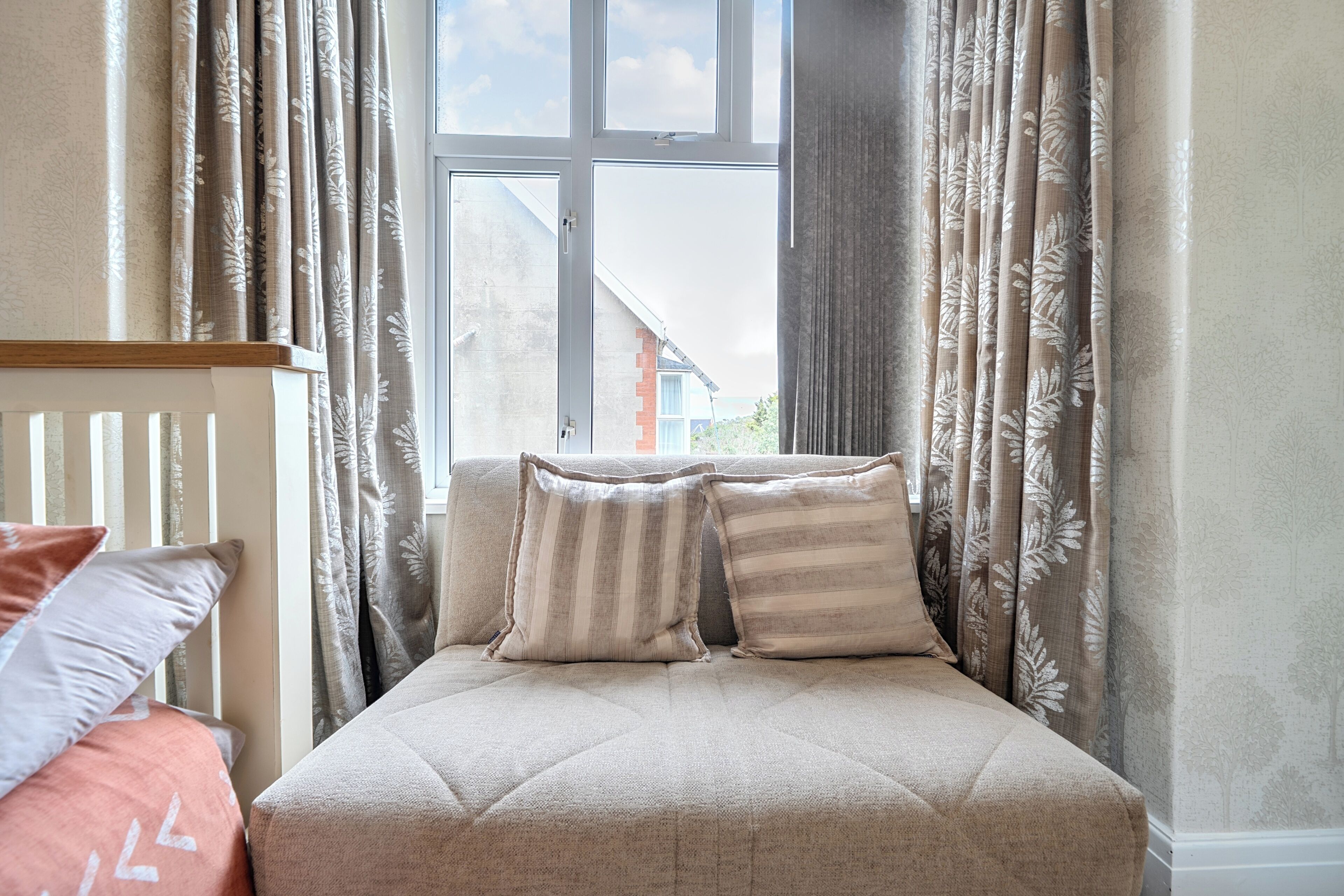Ground Floor Studio Apartment At Sea-cote - Blackpool
